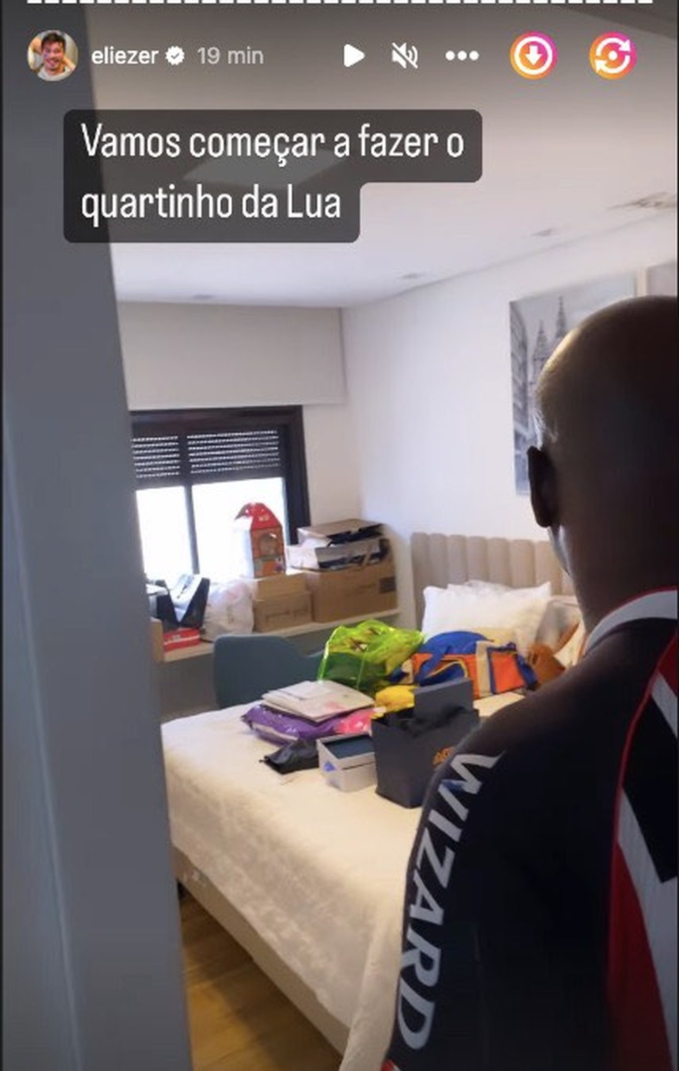 Eliezer mostra início da preparação para o quarto de Lua, filha com ...