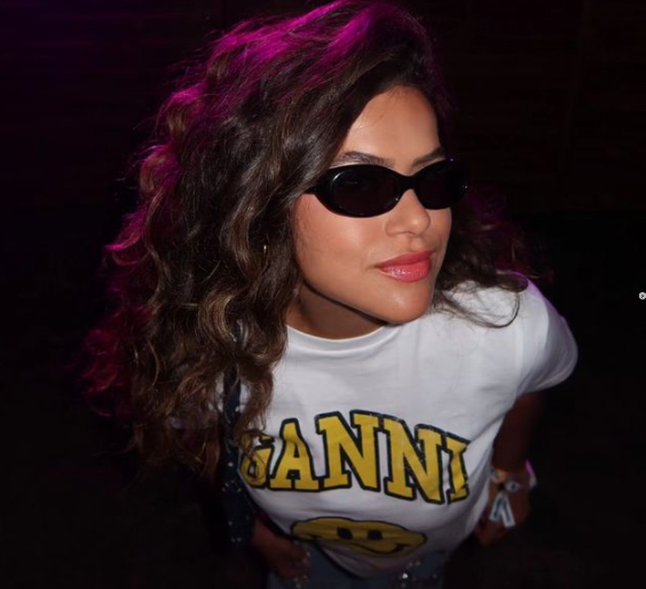 Maisa abre álbum de fotos no Lollapalooza Paris | GQ | GQ