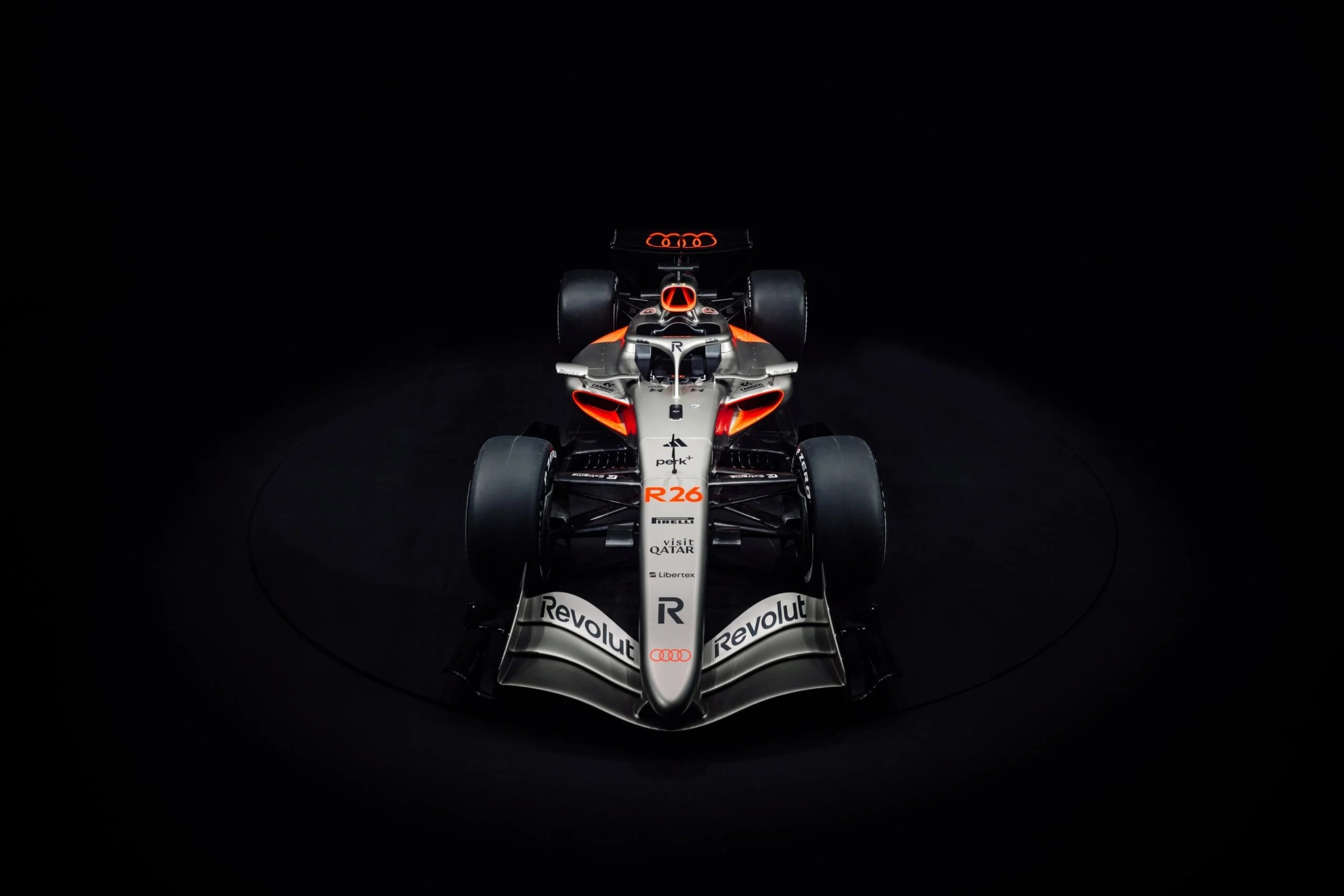 Audi apresenta carro que será pilotado por Gabriel Bortoleto na F1 em 2026